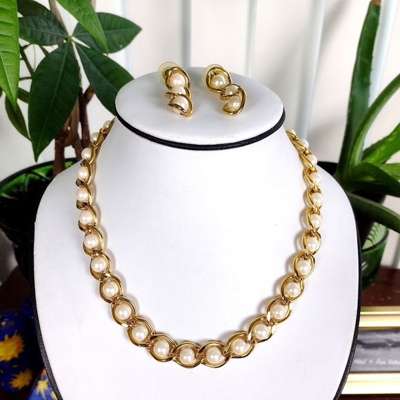 Vintage | Jewelry | Vintage Set Curb Chain W Nested Faux Pearls ...